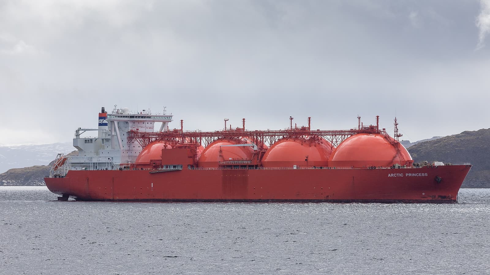 How Many Years Will It Take Russia to Build a Domestic LNG Carrier from ...