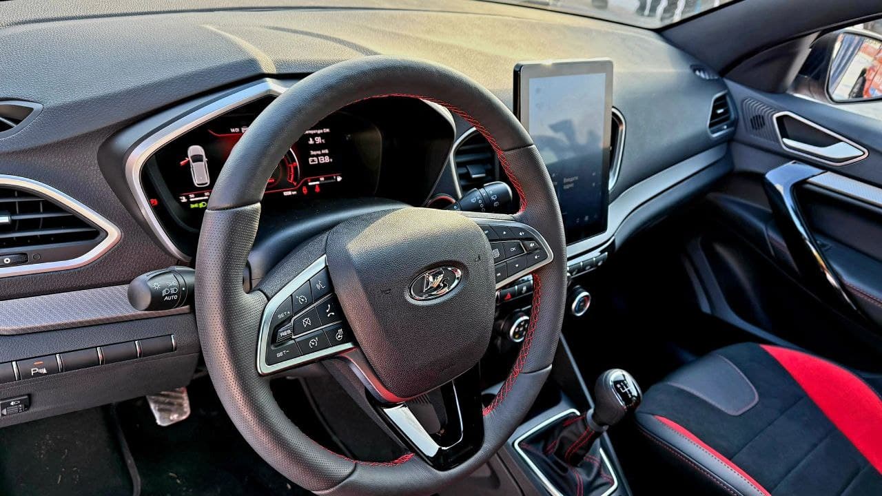 Details emerge about the new Lada Vesta Sport, which AvtoVAZ showed in ...