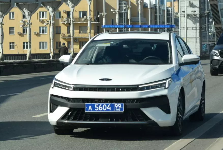 Moscow Police Updated Vehicle Fleet: Premium Versions of "Moskvich 6 ...